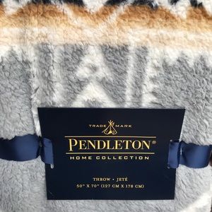 Pendleton | Bedding | Pendleton Sherpa Aztec Southwest Throw 5x70 New ...